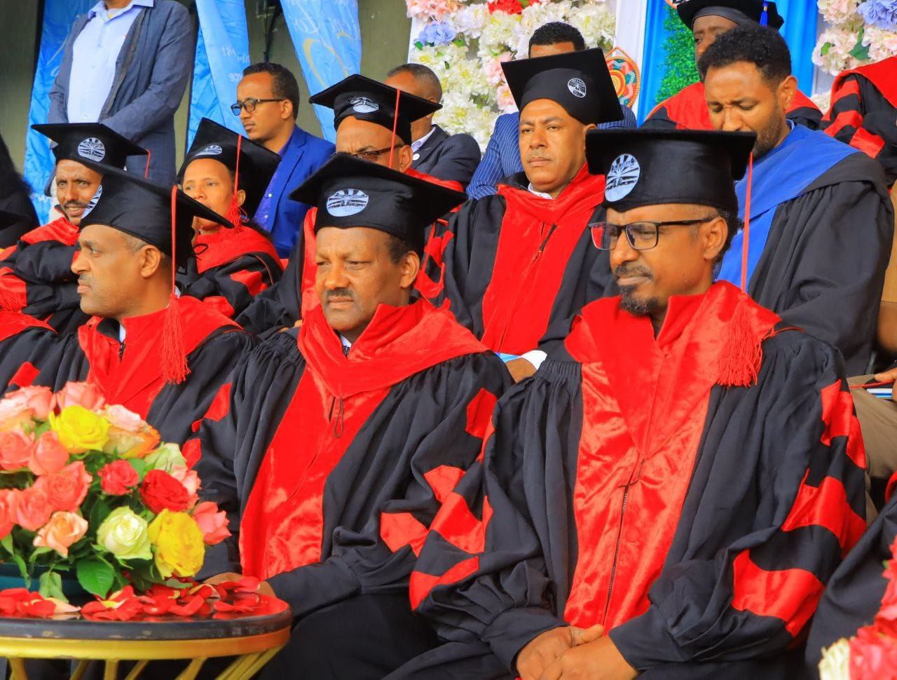 Bahir Dar University Graduates its students | Bahir Dar University
